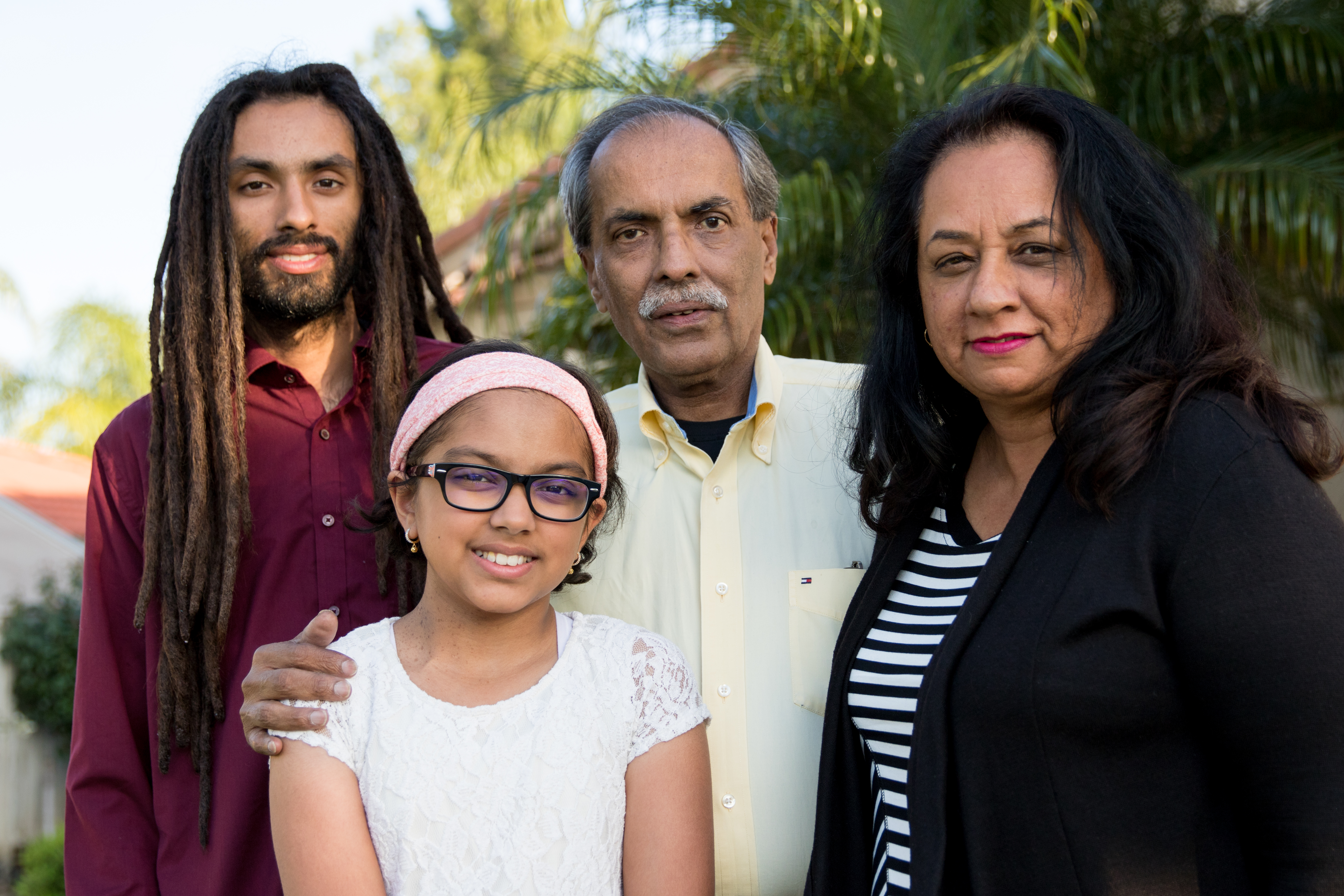 Dialysis patient Amar Bajwa at home in Fontana, CA with his family ...